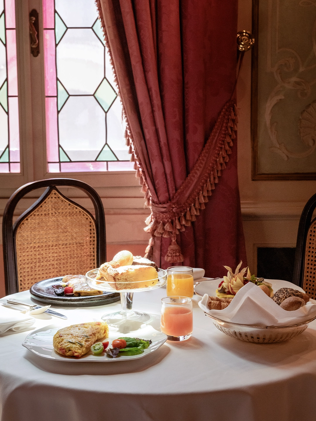 Complimentary Breakfast Bliss | Baglioni Hotel Luna